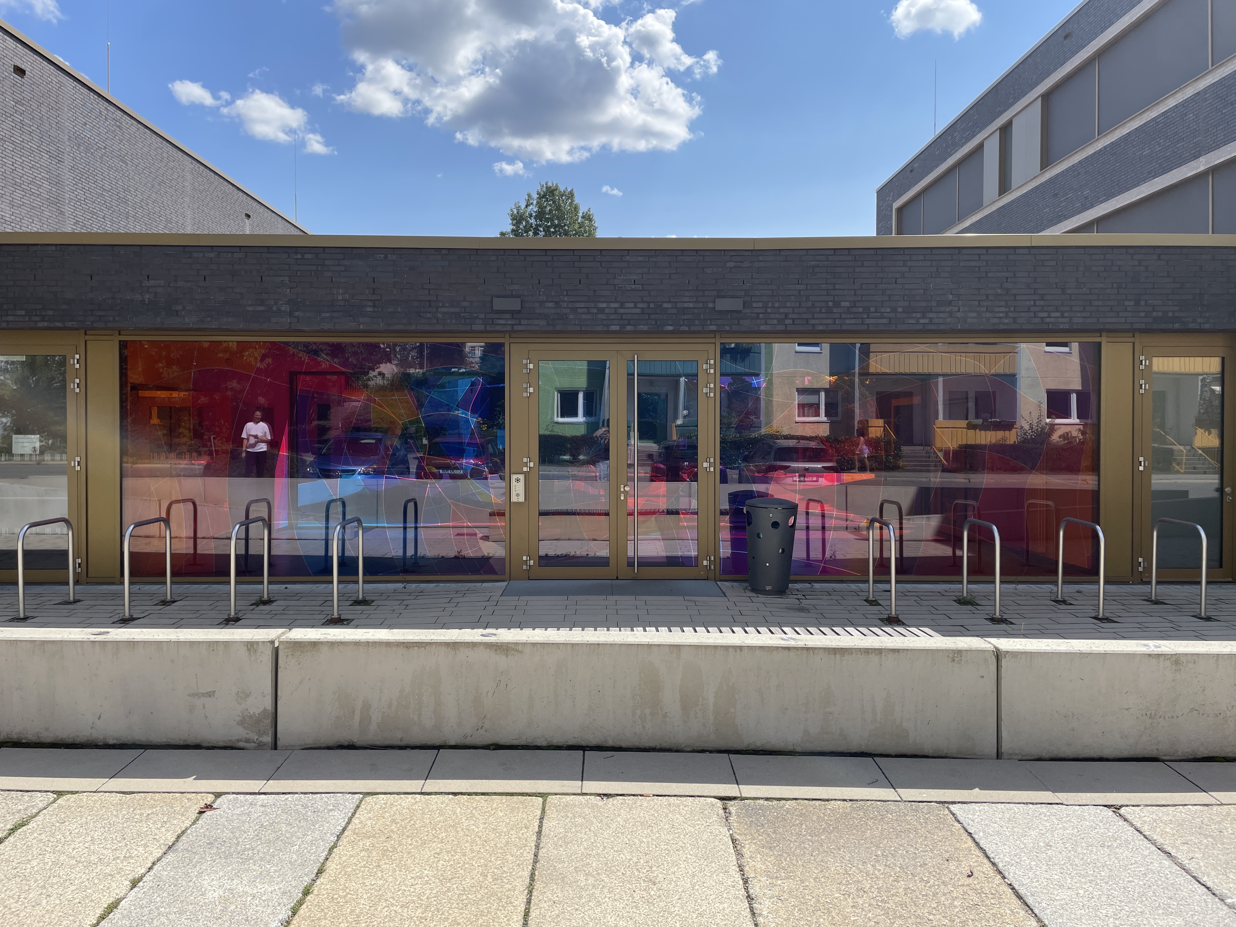 Art on the building: "Glass balloon" artwork inaugurated: Chemnitz.de