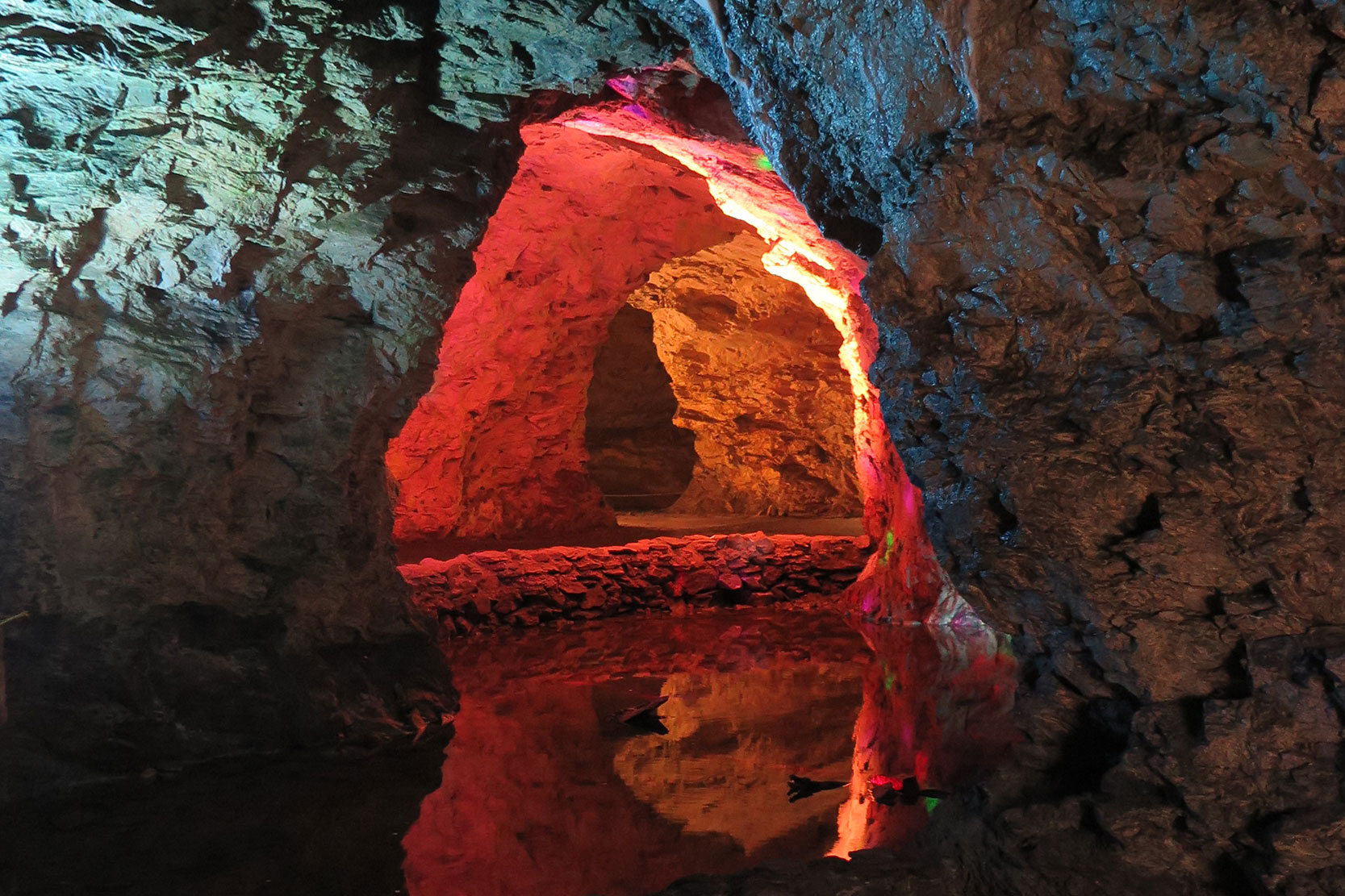 Besucherbergwerk Felsendome Rabenstein: Chemnitz.de